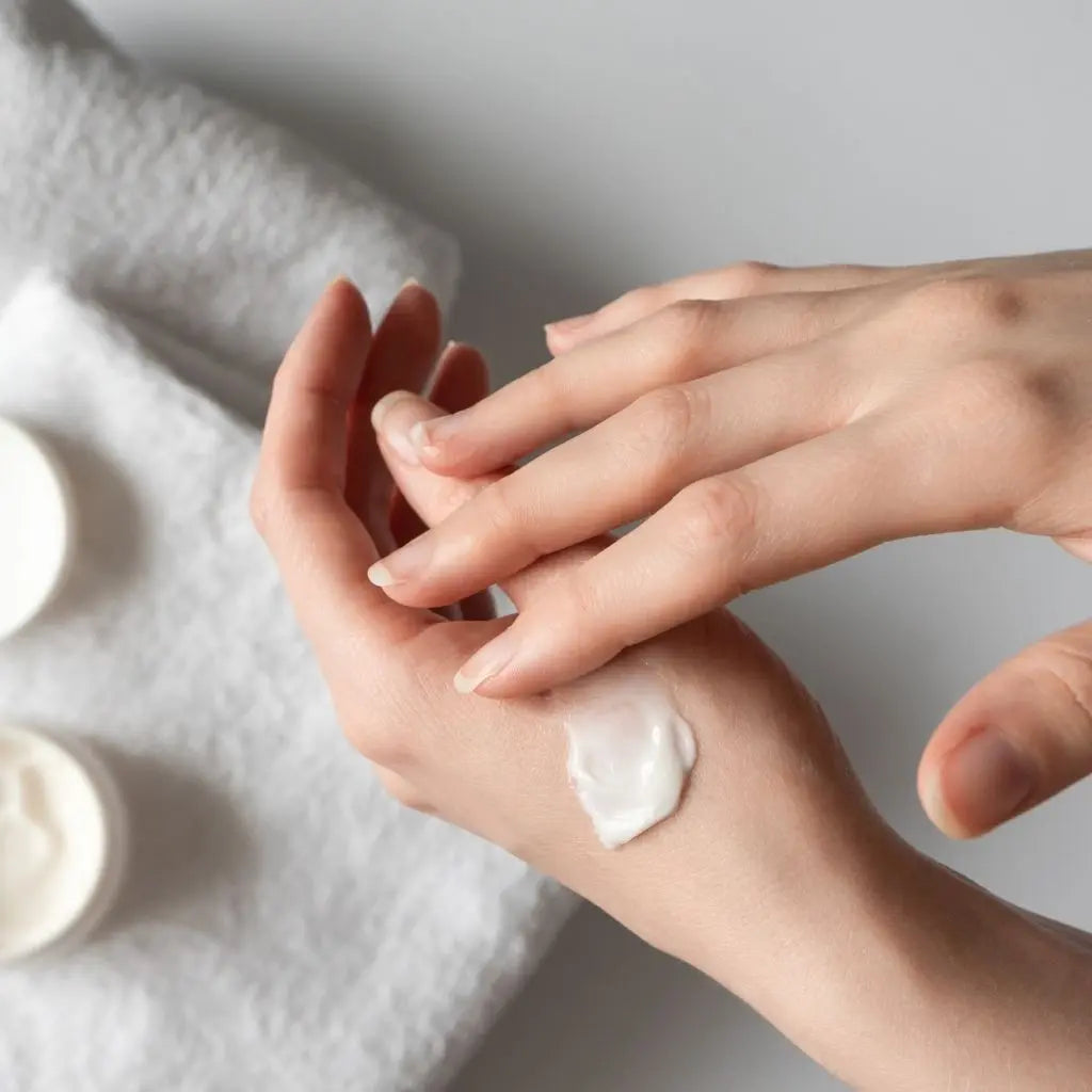 Oil Free Moisturizer for Hydrated, Non-Greasy Skin at Derma.pk